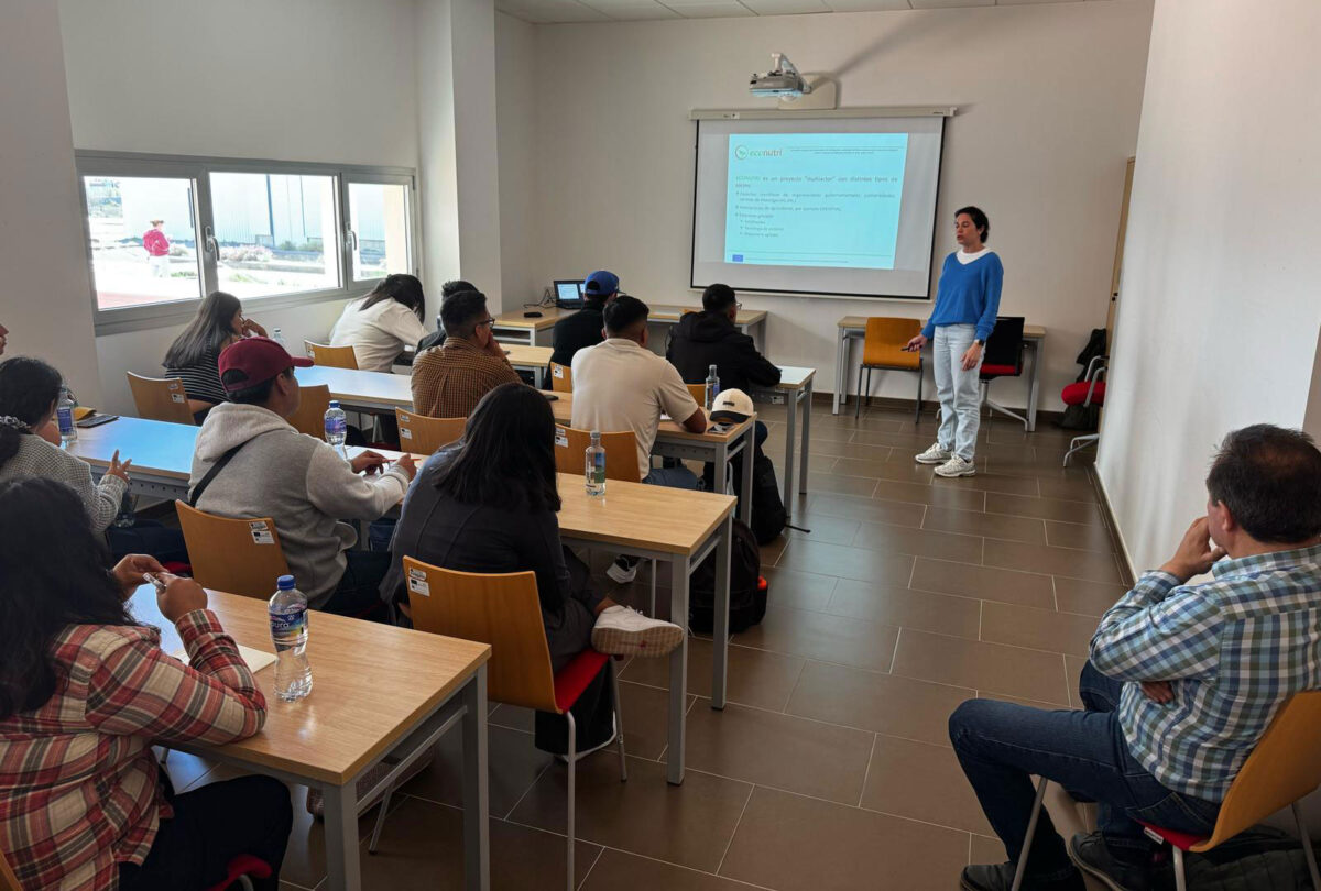 21 April 2025 – COEXPHAL and UAL welcome students from Universidad ...